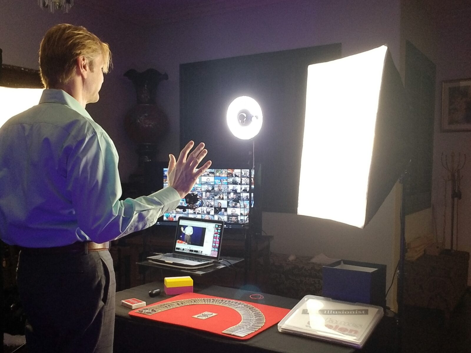 Types of Magic Shows Featured – Magician Illusionist James Cielen from ...